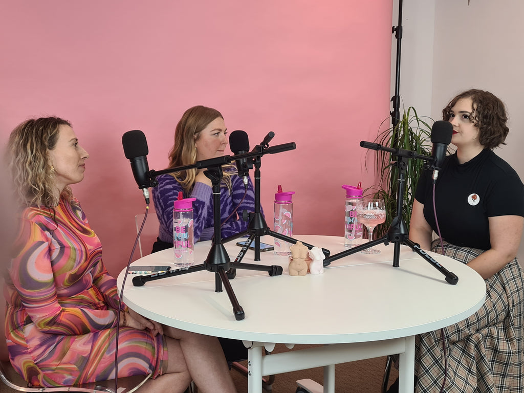 Cat calling isn’t a compliment. SO, what is cat calling? – Curvy Kate US